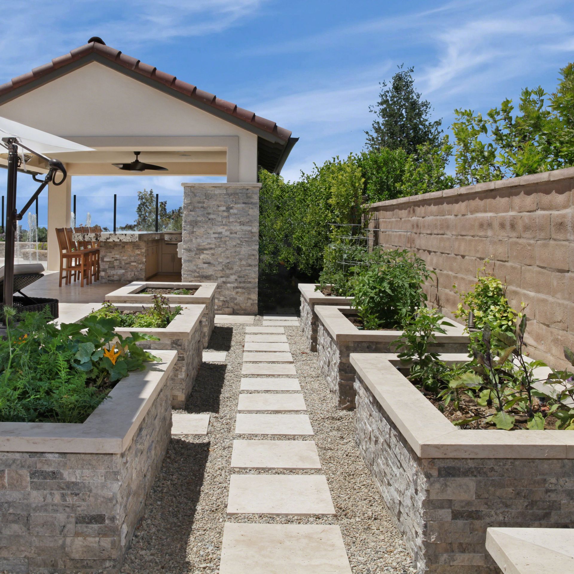 Garden, Retaining, and Decorative Landscape Walls