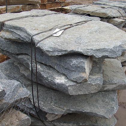 Mountain Ash Granite 3-5" Select Stone with Gray &White Hues